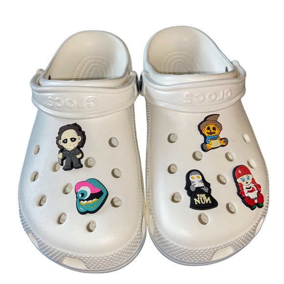 Jibbitz | Accessories | Crocs Shoe Charms Halloween Michael Myers The ...